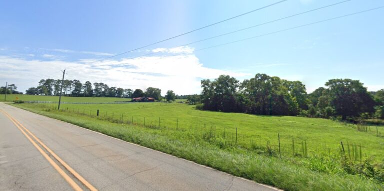 James Gunn's Superman: First Look At Kent Farm House Barn | Cosmic Book ...