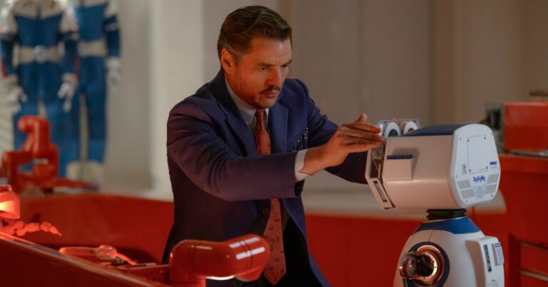 Pedro Pascal Clears Up Avengers Leadership Confusion | Cosmic Book News